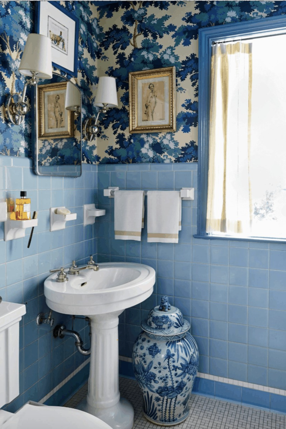 18 Baños Vintage en Azul: Inspírate para tu Reforma Soñada