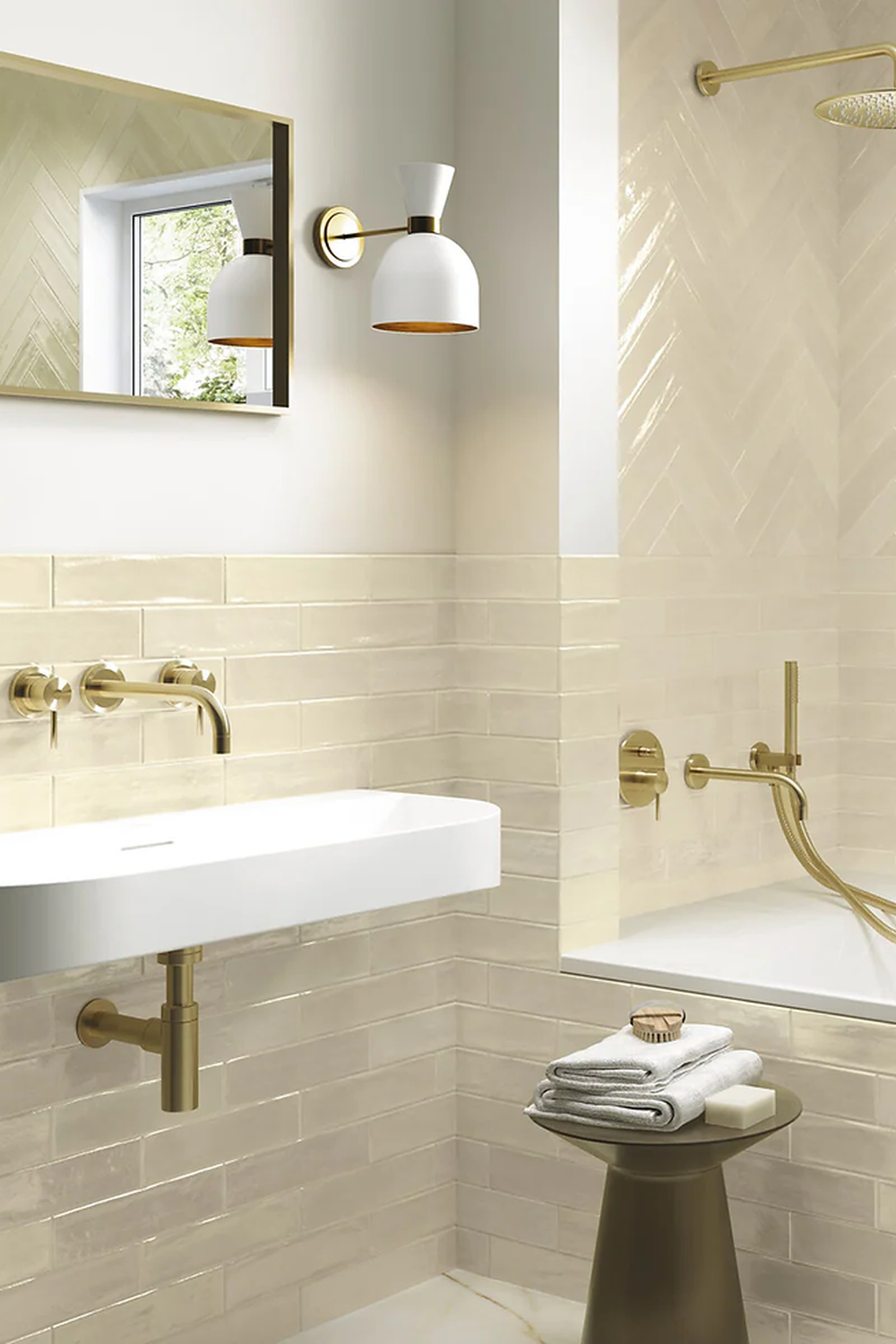 18 Ideas Clave para Dar Elegancia a tu Baño con Azulejos Beige