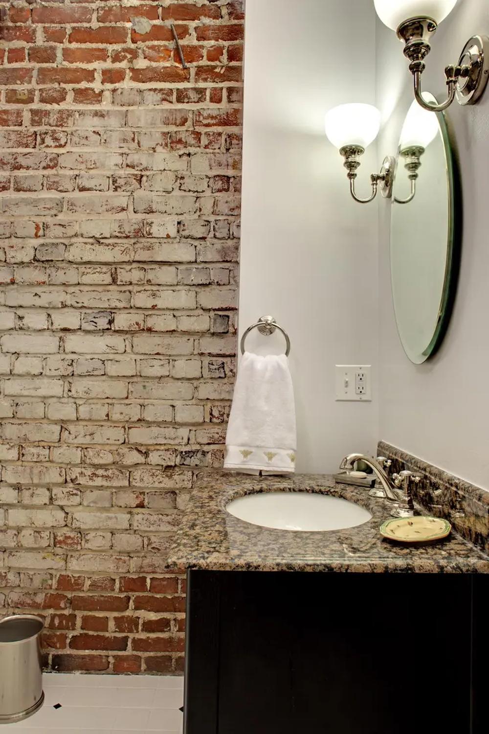 19 Exposed Brick Tile Bathroom Designs to Inspire Your Next Renovation