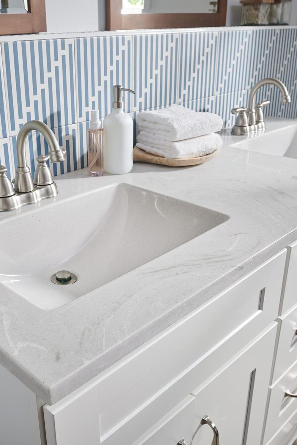 20 Marble Vanity Bathroom Countertops to Inspire Your Next Remodel