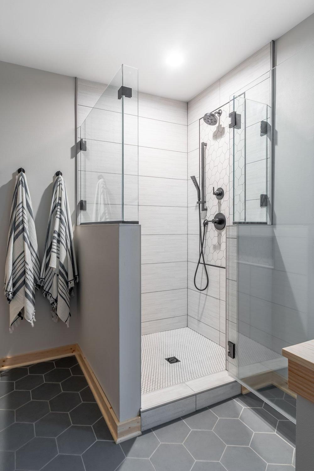 18 Octagon Tile Bathroom Designs to Inspire Your Next Renovation