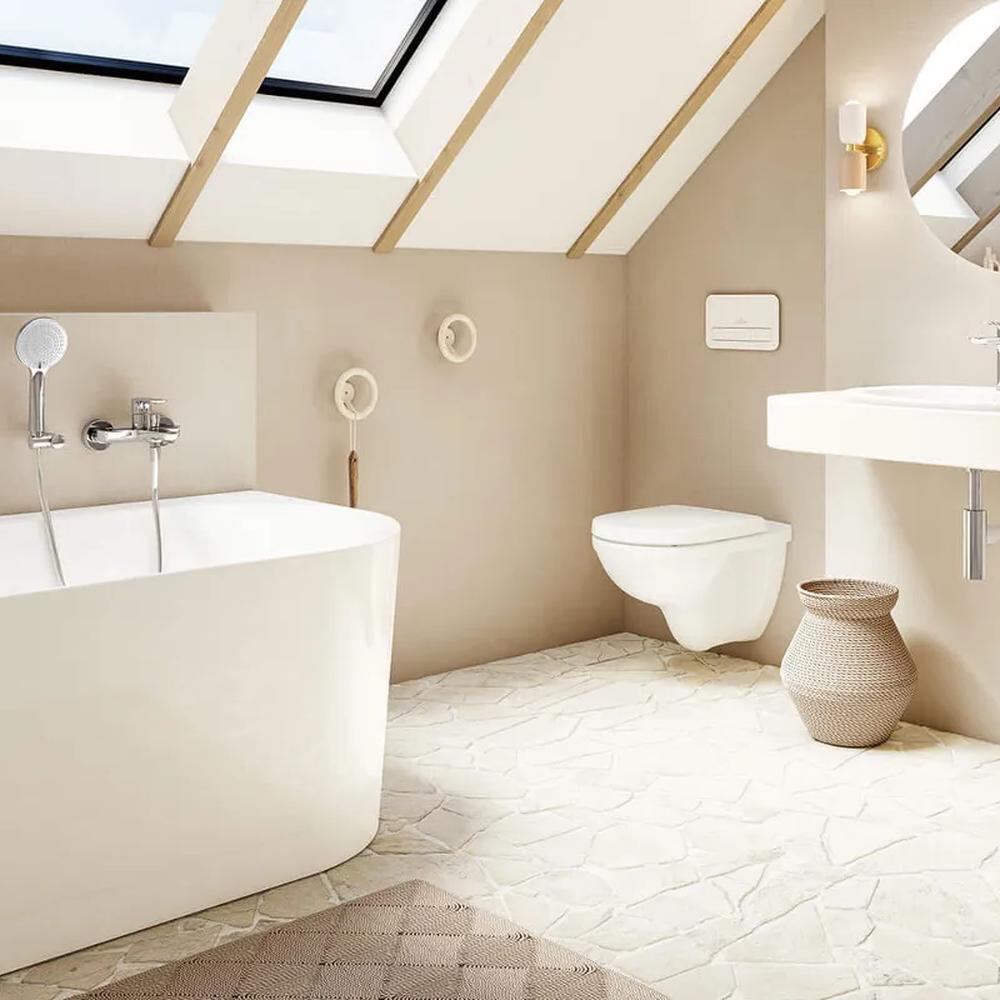 12 Sloped Ceiling Bathroom Ideas to Maximize Style and Space